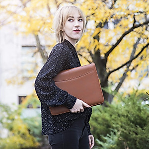 COSSINI Premium Business Portfolio with Zipper – Padfolio - Superior Business Impressions Begin with PU Vegan Leather, 10.1 Inch Tablet Sleeve, Smart Storage, Solar Calculator, Writing Pad - Tan