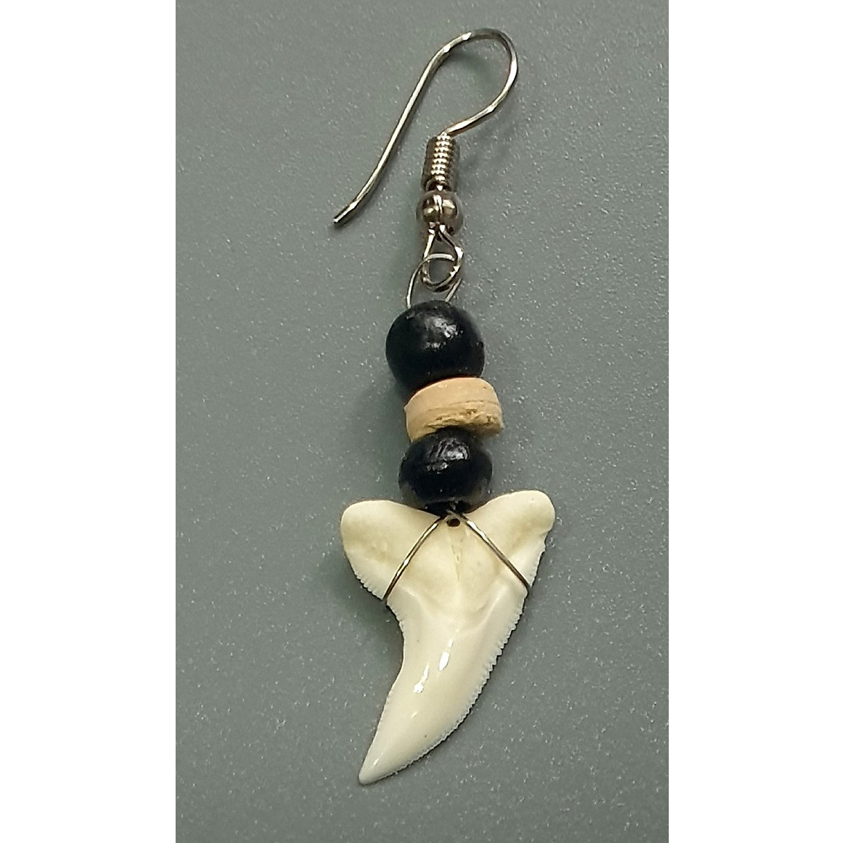 Genuine Mako Shark Tooth Earrings, Handmade Wooden Beads Dangle Shark Tooth Earrings for Women Jewelry GA056-A