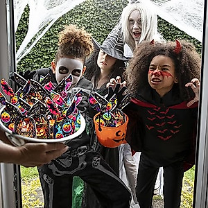 100 PCS Halloween Sweets Bags, Halloween Treat Candy Bags for Trick or Treat Party, Biscuit Goody Bags 14 * 23cm, Party Bag Pouches Fillers for Halloween Party Favor, Small Party Supplies