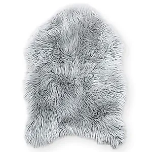 Teppich Wölkchen Faux Fur Rug | Sheep Skin Throw Rug | Washable Fluffy Area Rug, Fuzzy Shag Rug for The Living Room, Bedroom, Nursery Decor I Gray - 2x3ft Sheepskin