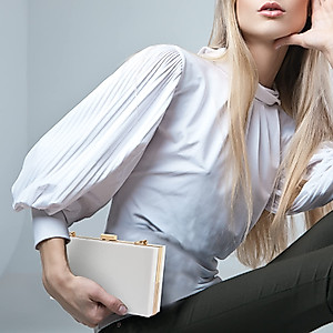 WJCD Clear Purse for Women Acrylic Clear Clutch Bag,Acrylic Purses Clear Clutch Purse Shoulder Handbag With Removable Chain (White)