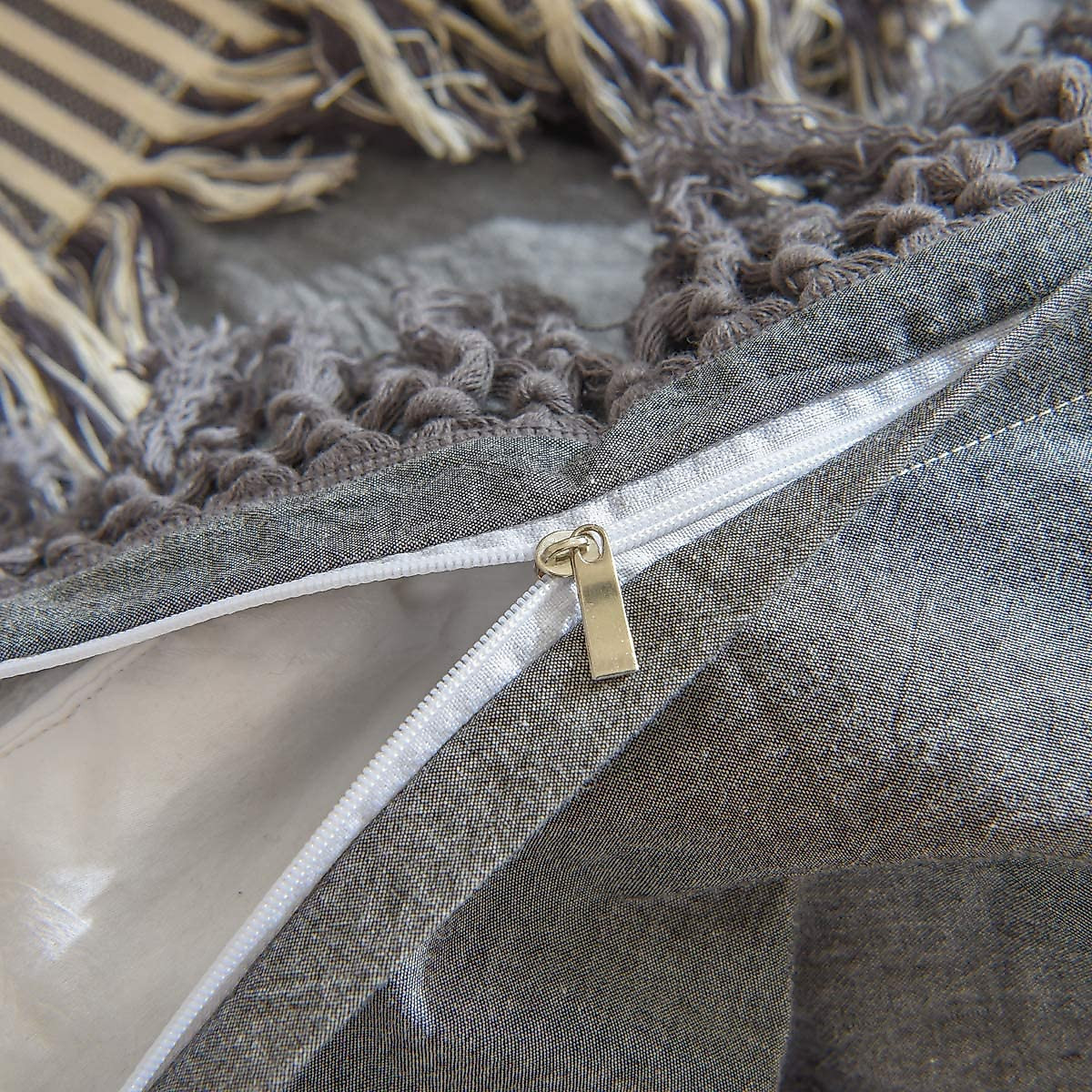 Duvet Cover Set 3Pcs (1 Duvet Cover +2 Pillowcases) Bohemian Beddings Luxury and Elegant Comforter Covers Tassel 100% Washed Cotton