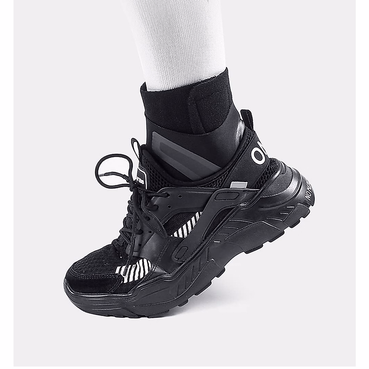 Nipogear Outdoor Sports Ankle Brace,A Pair Ankle Braces for men/women for Injury Recovery, Joint Pain and More.Ankle Support Brace,Achilles Tendon Support,Eases Swelling. (Red,S)