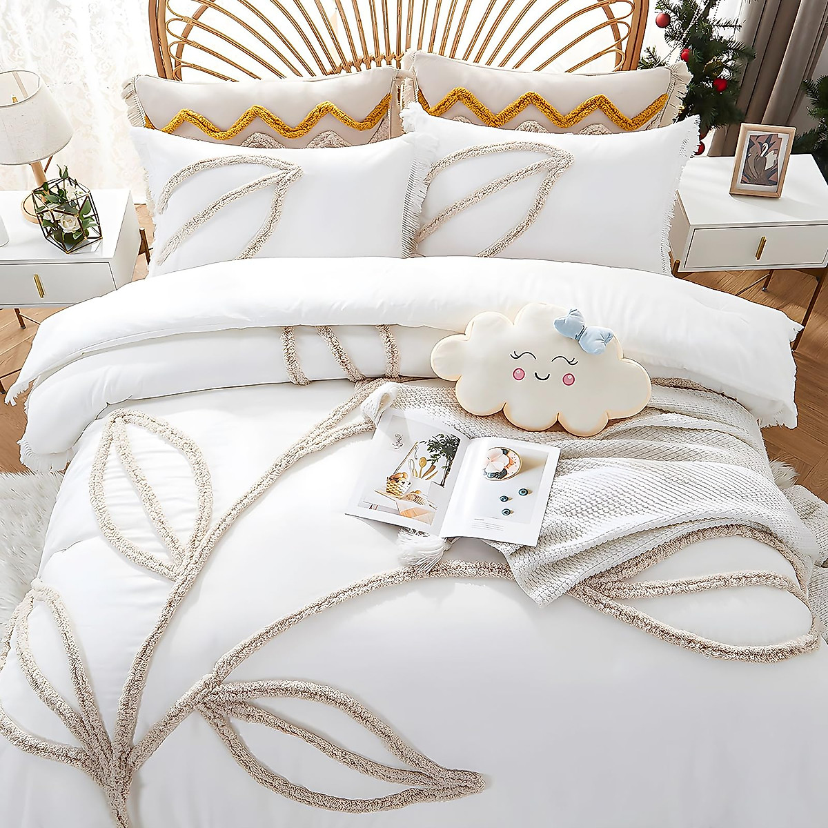 Rvciby Boho Leaf Duvet Cover Queen Size,Soft Microfiber Bedding Set with Tassel and Tufted Pattern,3 Pieces,1 Duvet Cover with Zipper Closure & Corner Ties and 2 Pillow Shams,90 X 90 Inches (White)