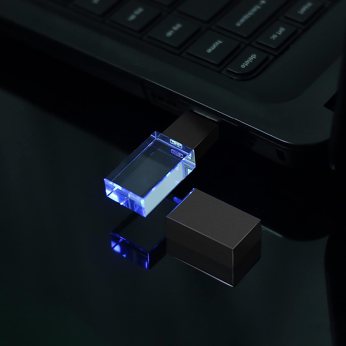 32GB USB 2.0 Flash Drive Novelty Crystal LED Light Glass Transparent Rectangle Shape Pen Drive Thumb Drive Memory Stick Memoria USB Pendrive Wedding Gift