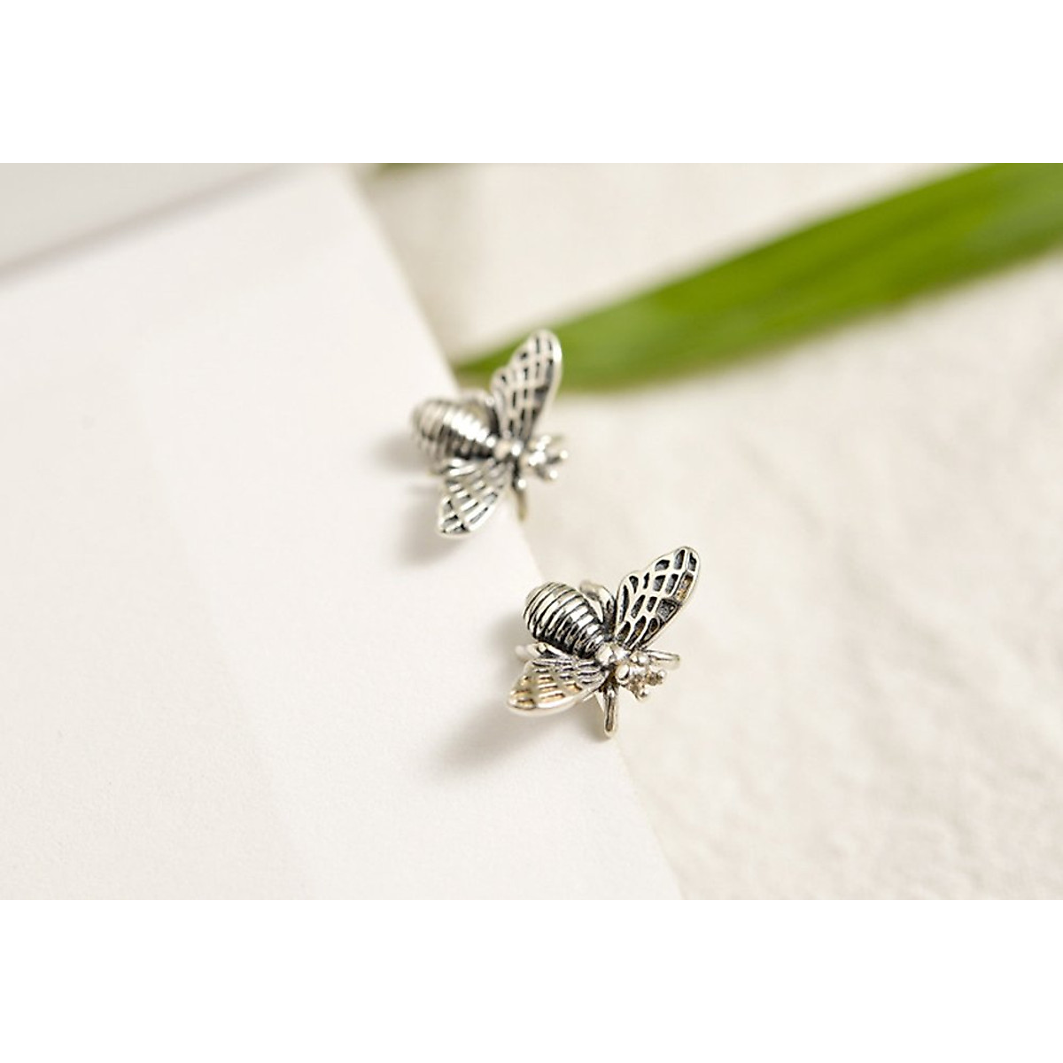 SLUYNZ 925 Sterling Silver Cute Bee Earrings Studs for Women Teen Girls Animal Studs Earrings