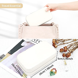DesignSter Travel Jewelry Box, PU Leather Portable Jewelry Case, Small Jewelry Boxes for Gifts, Travel Jewelry Organizer for Women Rings Earrings Necklaces Bracelets (Beige)