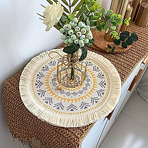 LUOZZY 4 Pcs Round Braided Placemats Table Mats Farmhouse Jute Table Mats with Pompom Tassel