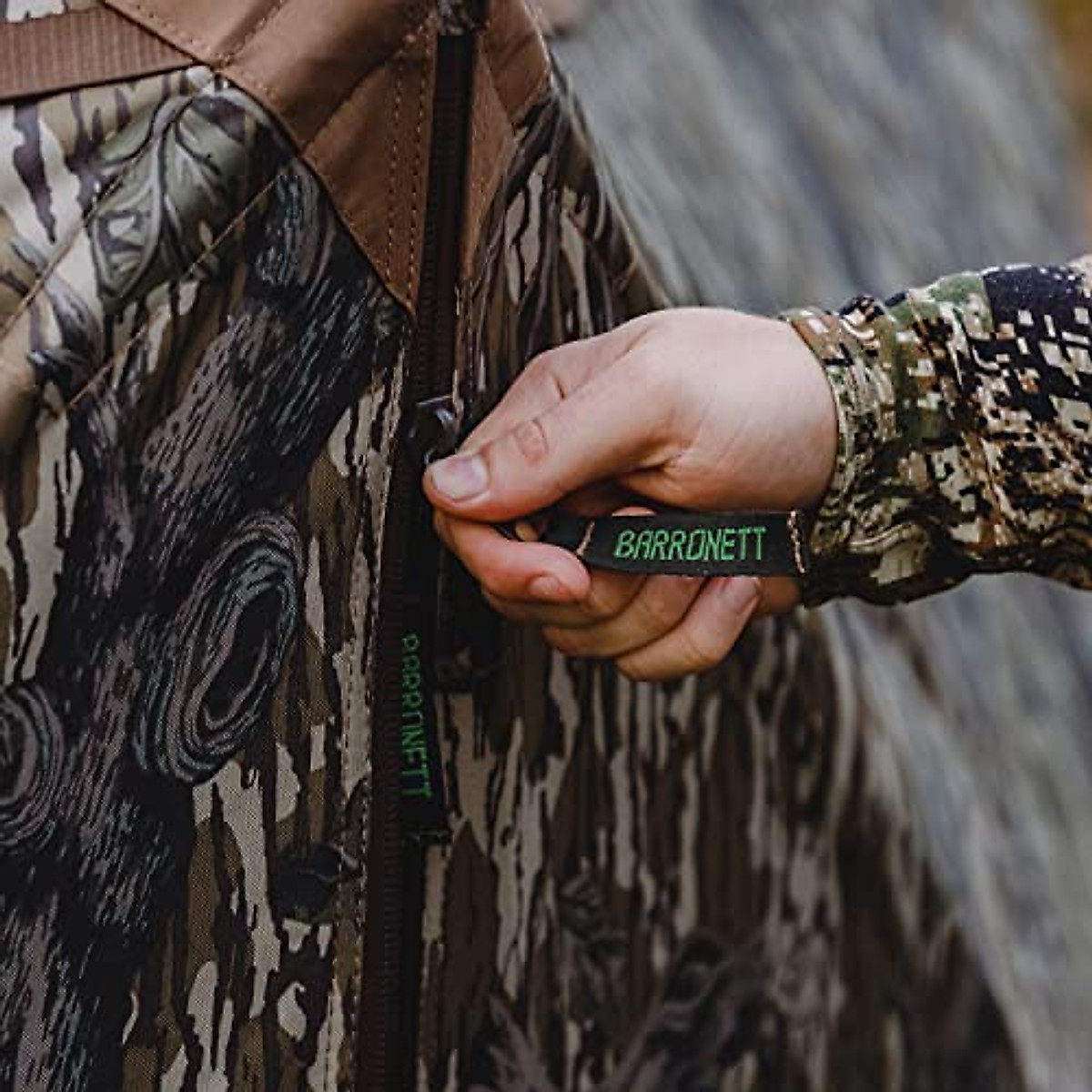 Barronett Blinds® Memory Maker 5, Portable Hunting Blind, 5-Sided Hub Blind, 600 Denier Fabric, Silent Slide Windows, 4-Person, Mossy Oak® Original Treestand, 72” x 96” x 96”, GK550BLT