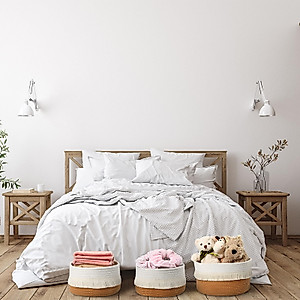 Kinlop 2 Pcs Small Woven Jute Cotton Rope Round Basket with Lid Macrame Storage Basket with Lid Decorative Storage Bins with Lids Decorative Hamper for Diaper with Cute Tassel