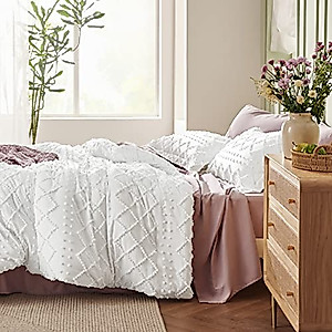 Bedsure Boho Comforter Set King - White Tufted Shabby Chic Bedding Comforter Set for All Seasons, 3 Pieces Western Comforter Set, Farmhouse Modern Bed Set for Women Men Girls