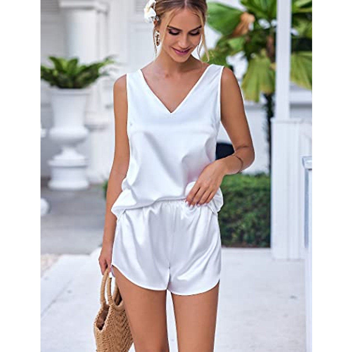 Ekouaer Women Silk Satin Pajama Set V Neck Pj Short Set Sleeveless Silky Tank Lounge Set Sexy Lingerie White L