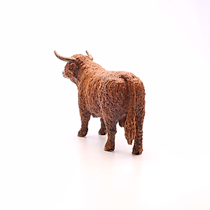 Schleich Farm World Realistic Highland Bull Cow Animal Figurine - Highly Detailed and Durable Farm Animal Toy, Fun and Educational Play for Boys and Girls, Gift for Kids Ages 3+