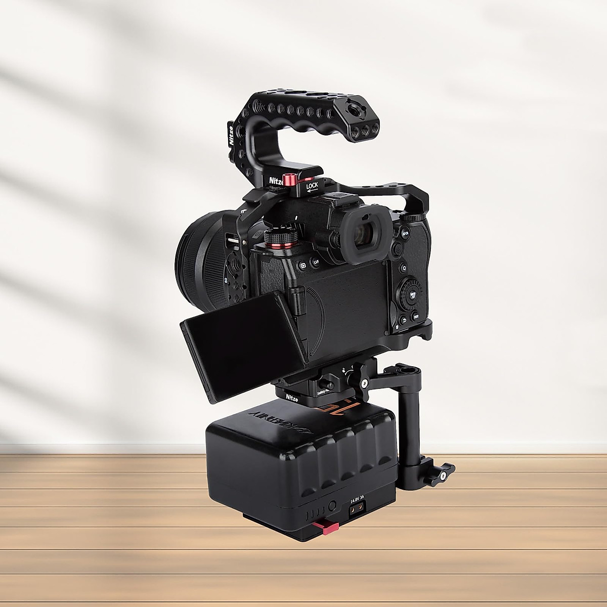 Nitze V Mount Baseplate with V Mount Battery Plate, 15mm Rod Clamp and Arca Swiss Baseplate (8V/3A DC, 14.8V/3A D-tap and PD 3.0 USB-C Output Ports) - N21-D7C