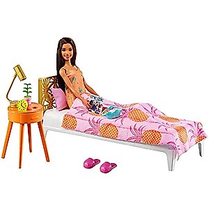 Barbie Doll and Bedroom Playset, Indoor Furniture Playset Doll (11.5-inch Brunette) Wearing Pajamas and Accessories, Gift for 3 to 7 Year Olds