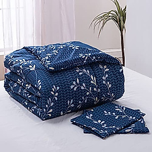 Exclusivo Mezcla 3-Piece Queen Comforter Set, Microfiber Bedding Down Alternative Comforter for All Seasons with 2 Pillow Shams, Floral Pattern, Navy