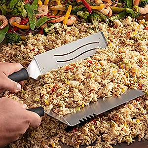 Cuisinart CGS-1312 12-Piece Tool Set, Outdoor Griddle Accessories-Spatula, Tongs, Scraper, Melting Dome, Squirt Bottle, Silicone Egg Ring