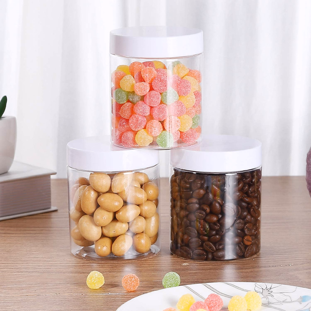 Dabacc 8 OZ Plastic Jars with Lids, Clear Plastic Containers, 32Pcs Clear Plastic Slime Mason Spice Jar Empty Round Container with White Lid & Chalkboard Sticker for Kitchen Dry Food Spices Jelly