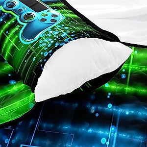 Datura home Gamepad Nap Mat - Video Gamer Sleeping Bag with Removable Pillow - Daycare and Sleepovers Preschool Kindergarten Bedding Set for Kids Toddler Boys Girls (50"x21" Gamepad)