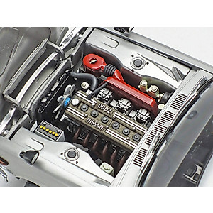 TAMIYA Nissan Skyline 2000 GT-R 1/24 Scale Model Kit 24194