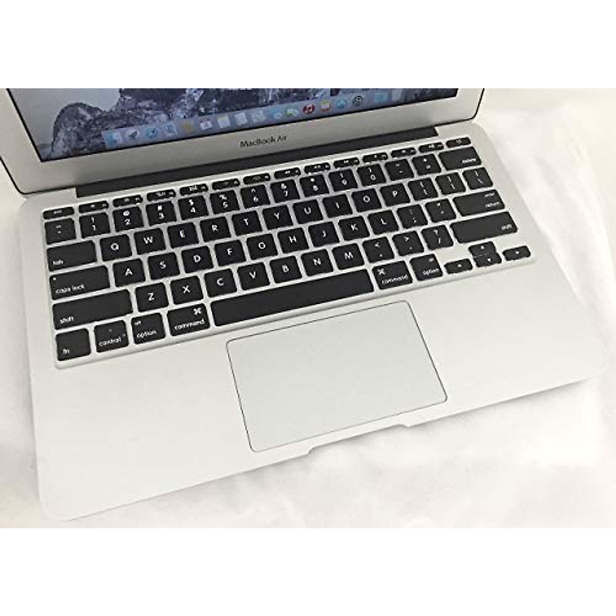 Apple MacBook Air 11.6-Inch Laptop Core i5 1.6GHz / 4GB DDR3 Memory / 128GB SSD (Solid State Drive) / OS X 10.10 Yosemite (Refurbished)