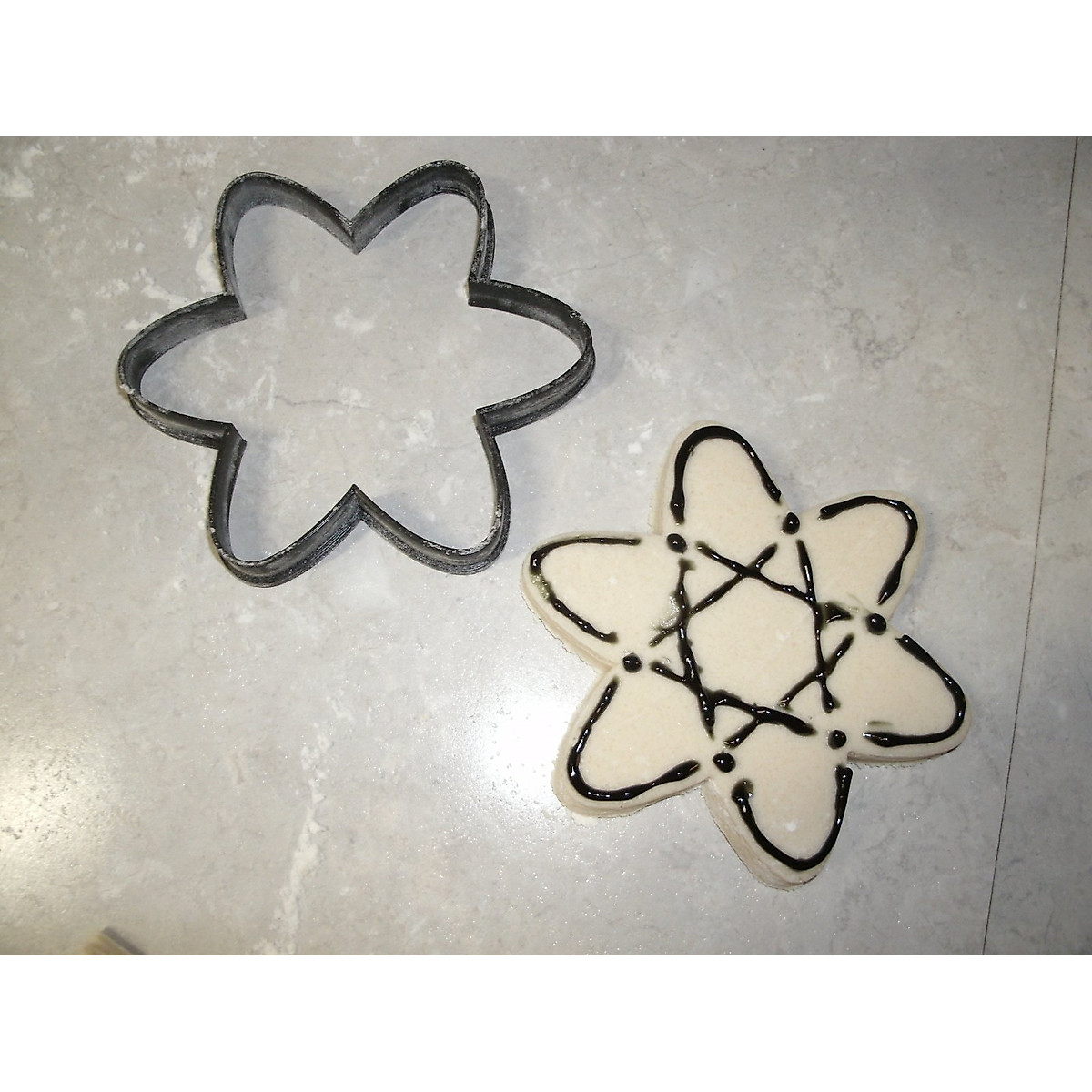 ATOM CHEMISTRY MATTER SCIENCE COOKIE CUTTER MADE IN USA PR611