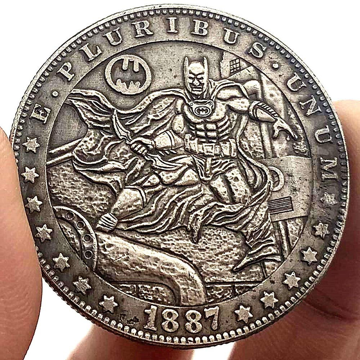 MKIOPNM Coin Collection Commemorative Coin 1887 Radio Batman Superman Brass Old Silver Memorial Put Magic Copper Coins Memorial Coin