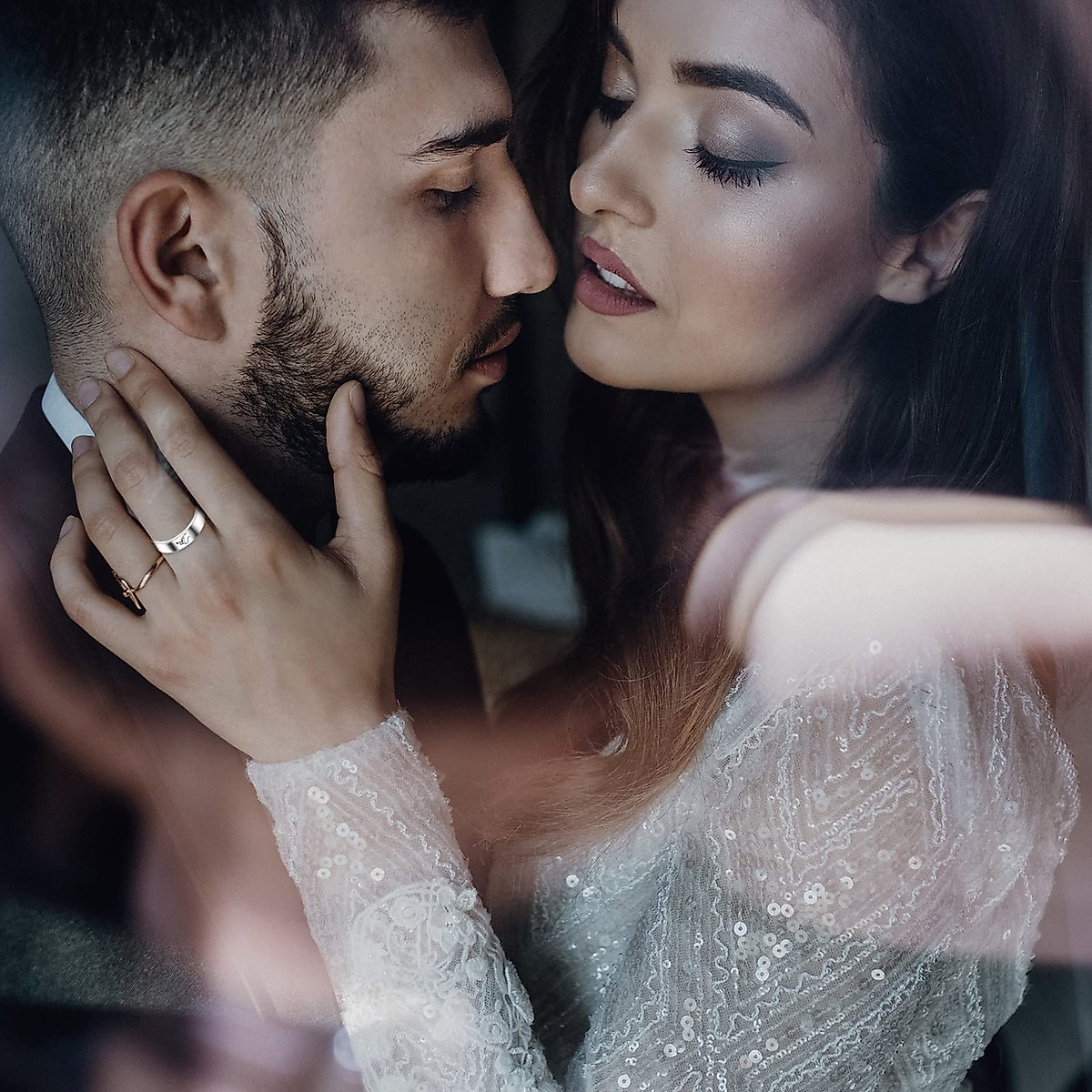 HUASAI Couple Ring for Women Men Silver Band Ring for Couples Classic Plain Love Ring for Boyfriend Girlfriend Distance Relationship Promise Ring(Size 6 for Women)