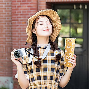 Floral Tumbler, Daisy Gifts for Women, Daisy Coffee Travel Mug, Cute Skinny Tumbler with Lid and Straw, Daisy Flowers Items, Unique Birthday Gifts for Women, Friends Female - 20Oz Daisy Water Bottle