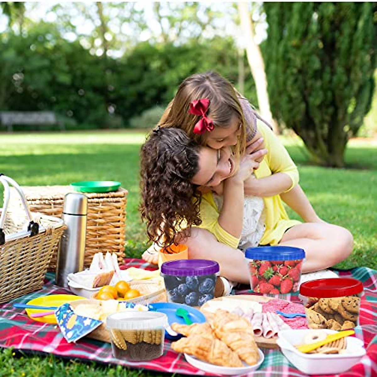 24 Pack 16oz Twist Top Containers with 2 Rolls Freezer Labels Twist Cap Deli Containers Porridge Dessert Containers with Screw Lids 4 Color Small Top Screw on Lids Jam Containers for Snacks Fruit Leftovers