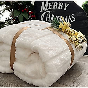 Ultra Soft Reversible Faux Fur Throw, Fluffy Blanket for Winter Sofa Couch, Cuddly & Warm(50"x 60", White)