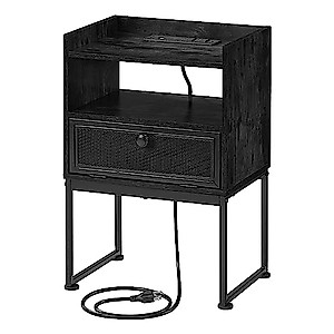 ZEXVIDA Small End Table Nightstand with Charging Station for Small Space,Bedside Table with Storage, Modern Industrial Sofa End Table for Small Place Living Room Bedroom Apartment,Black