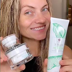 Hanalei Kona Peptide Eye Cream | Minimizes Wrinkles, Puffiness | Hawaiian Botanicals, Caffeine, Peptides | Hydrating Revitalizing Formula | USA Made | Cruelty-Free, Vegan (0.5 oz)