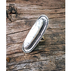 White Howlite Ring, Sterling Silver Ring, Antique Ring, Oval Shape Ring, Boho Style, Turquoise Howlite Ring, Promise Ring, Buffalo Ring, Bridesmaids Gift, Healing Crystal, Gypsy Ring, Vintage Style