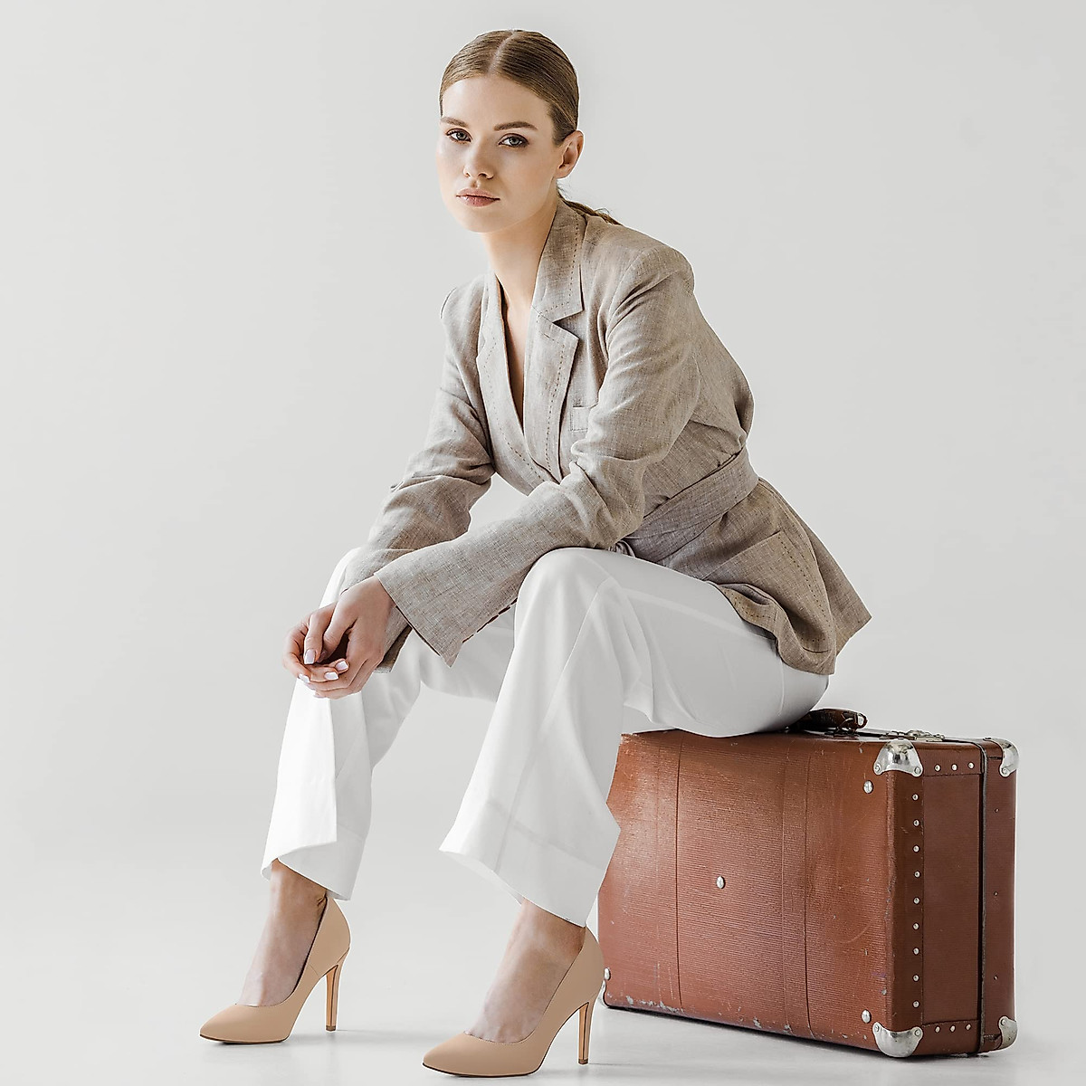 DREAM PAIRS Womens Closed Toe High Heels Dress Pointed Toe Wedding Pump Shoes, Nude Nubuck - 8 Wide (Christian-New-W)