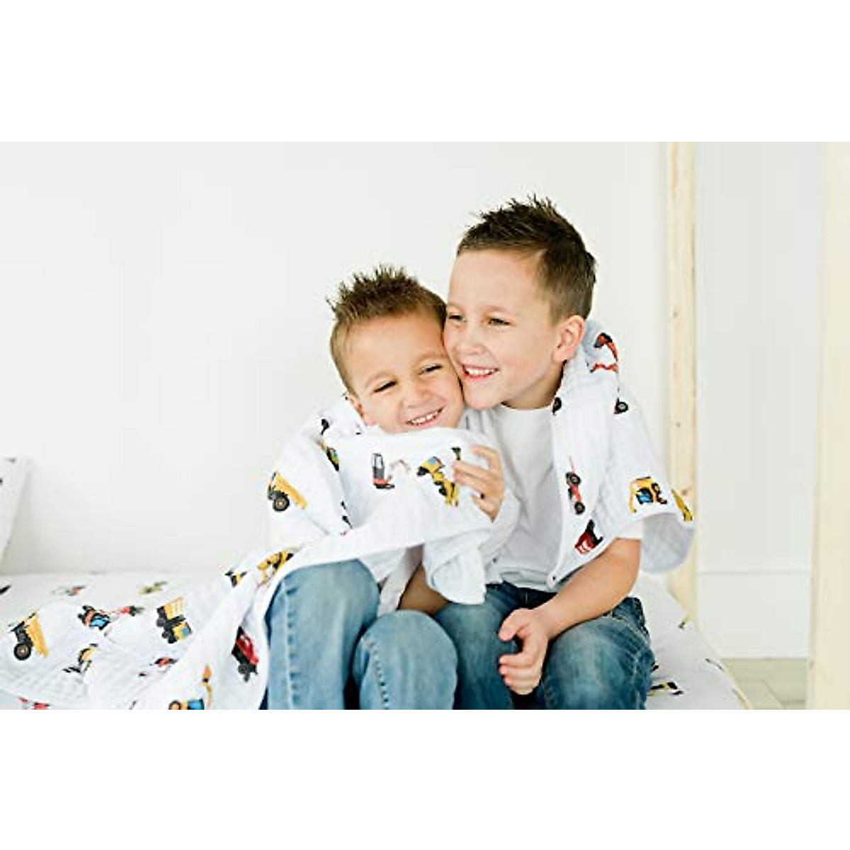 ADDISON BELLE Dream Everything Blanket - 100% Muslin Cotton - Oversized 47 inches x 47 inches - Premium 4 Layer Blanket (Construction)