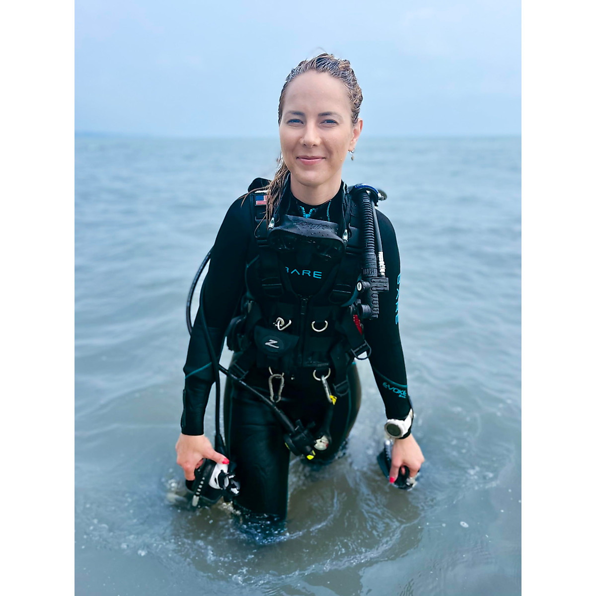 BARE 7MM Evoke Women's Wetsuit | Warmest Women's Wetsuit Within BARE Lineup | Full Stretch Neoprene Combined with a Unique Graphene Omnired Fabric | Comfortable | Great for Scuba Diving | Aqua 14