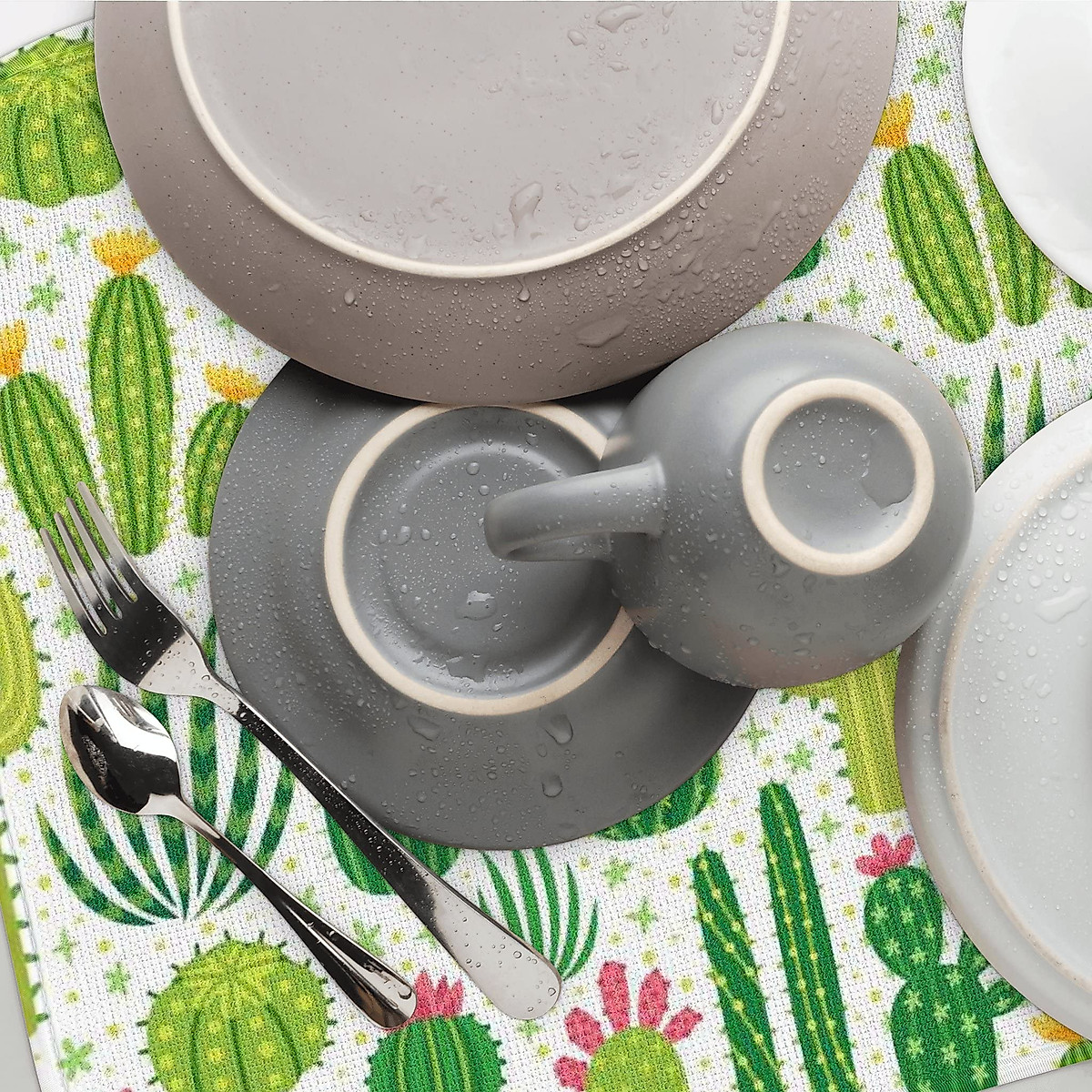 AMASOO Dish Drying Mat Different Cactus Green Cacti Natural 18" x 24" Handable Dish Drying Rack Pad Protecter Dish Drainer Mat for Kitchen Countertops Counter 18x24 inches