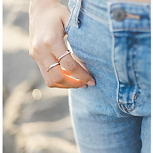 Monkton Women Rose Gold Stainless Steel Wedding Bands with White Shell Inlay Engagement Promise Ring 3.5mm/5.5mm/ 2.5-4mm(3.5MM,Size 8)