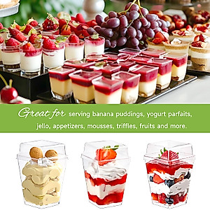 Qeirudu 50 Pack 5 oz Dessert Cups with High Lids and Spoons, Mini Plastic Yogurt Parfait Cups Square Party Serving Cup for Pudding, Appetizer, Fruit and Ice Cream