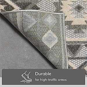 Well Woven Mamba Grey Southwestern Indoor/Outdoor High-Low Pile Area Rug 6'7" x 9'6"