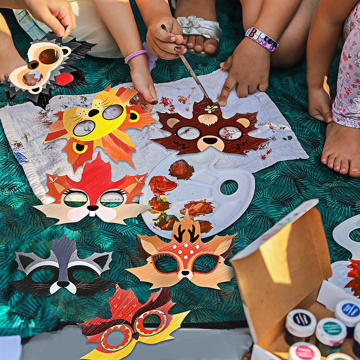 Fall Craft Kits Autumn Maple Leaf DIY Mask Color Your Own Animal Mask DIY Graffiti Blank Painting Paper Mask Kids Harvest Thanksgiving Halloween Craft for Home Class Coloring Game Activities (24 Pcs)