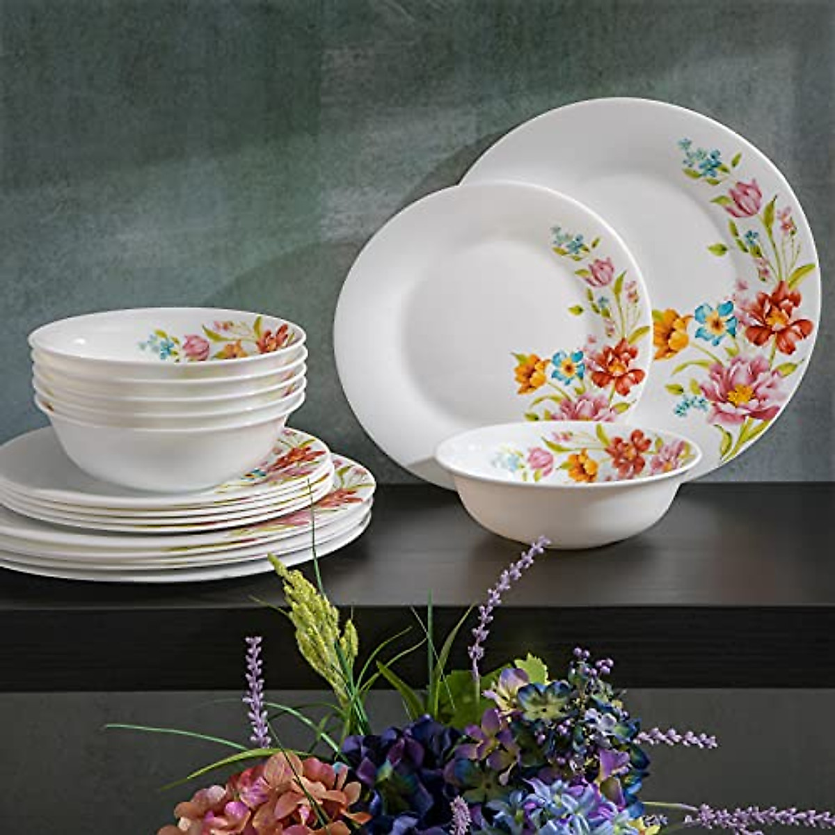 Gibson Home Ultra Break and Chip Resistant Dinnerware Set, Round: Service for 6 (18pcs), Red Floral