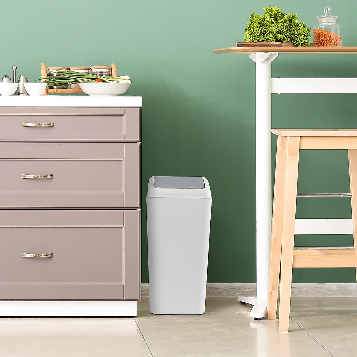 Nicesh 2.6 Gallon Swing Top Trash Can, 10 L Plastic Garbage Can with Swing Lid (Grey)