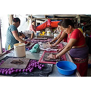 Earthtone Solutions Wool Felt Ball Toys for Cats and Kittens, Fun Adorable Colorful Soft Quiet Felted Fabric Balls, Unique for Cat Lovers, Merino Wool, Hand Made in Nepal