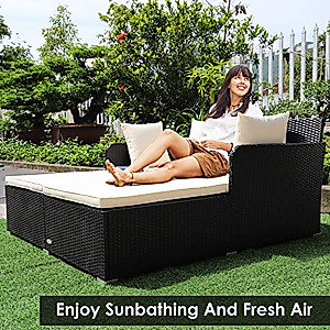 Tangkula Outdoor Rattan Daybed, Sunbed Wicker Furniture w/Spacious Seat, Upholstered Cushion & High-Resilience Sponge, Wicker Patio Sofa Set w/Extra Pillows for Courtyard Poolside(White)