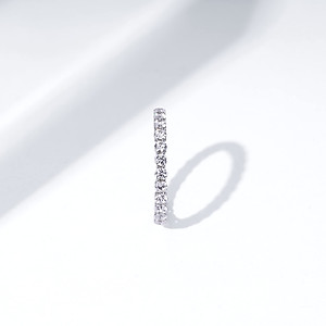 Amazon Essentials Platinum Plated Sterling Silver All-Around Ring set with Round Infinite Elements Cubic Zirconia (1 cttw), Size 5 (previously Amazon Collection)