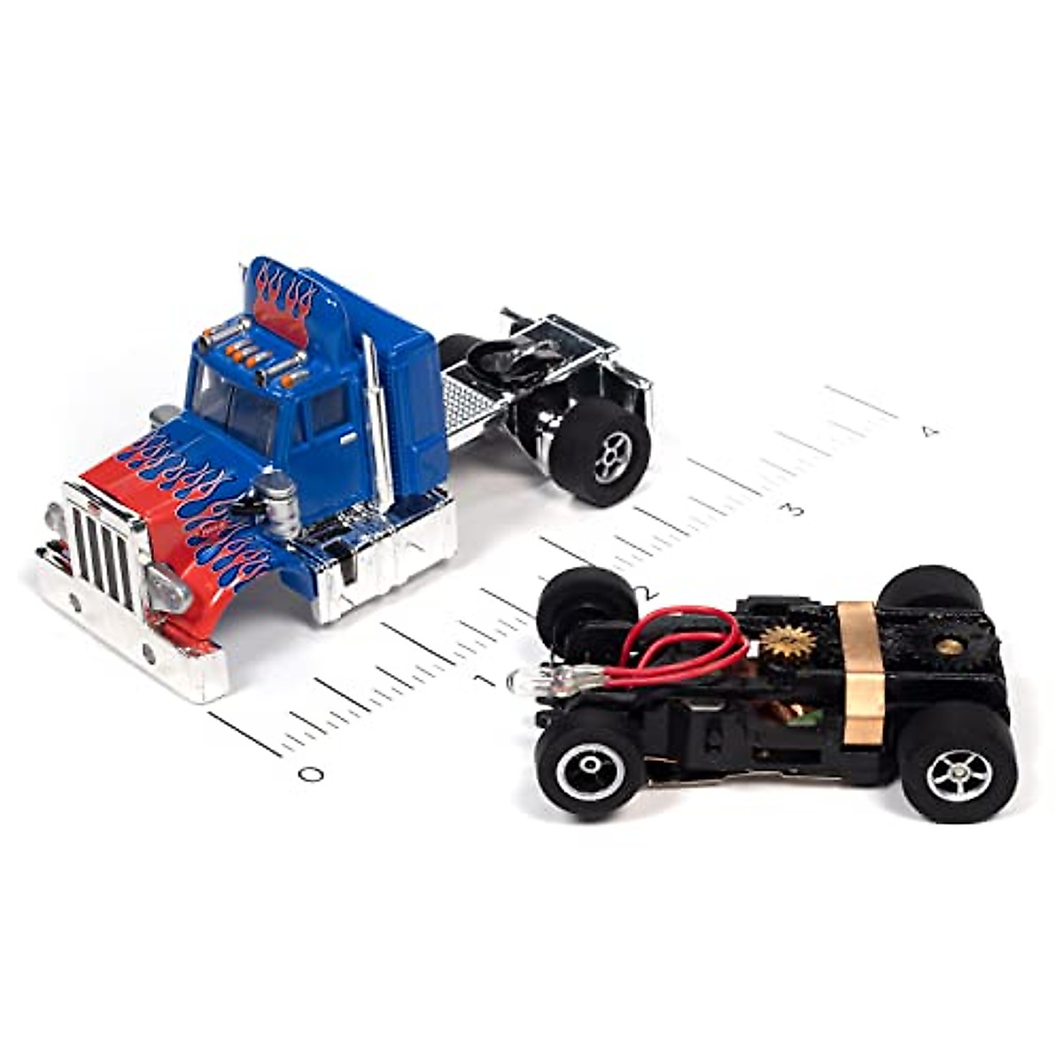 Auto World Xtraction Racing Rig Peterbilt 359 w/Trailer Snake II vs. Mongoose II (Flamethrower) HO Scale Slot Car