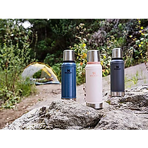 Stanley Classic The Legendary Classic Bottle 1.0QT Charcoal