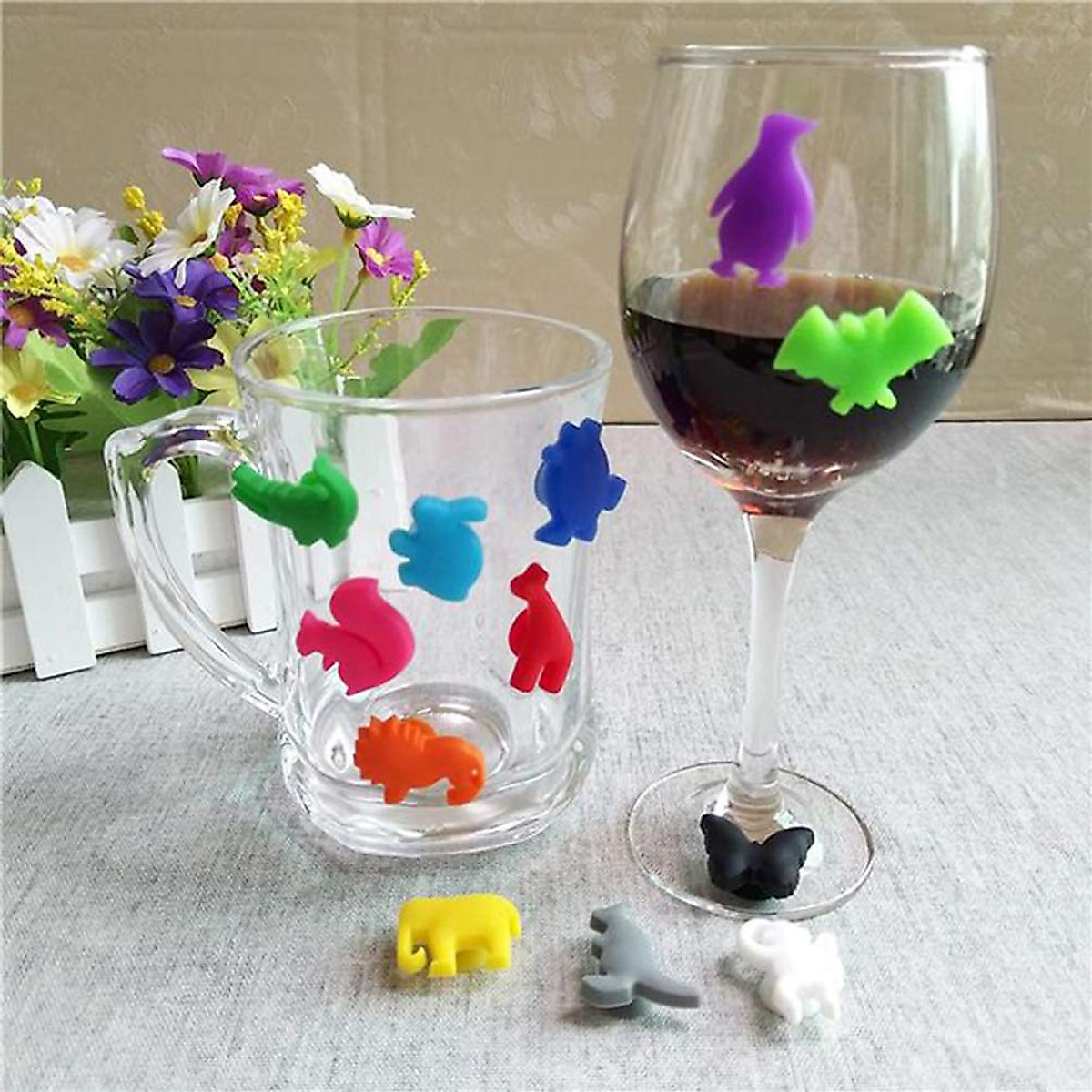 Cabilock Drink Markers 24pcs Wine Charms Silicone Wine Glass Markers Sea and Land Animals Wine Identifier Drinking Cup Sign Party Cup Bottle Sign Wine Glass Charms